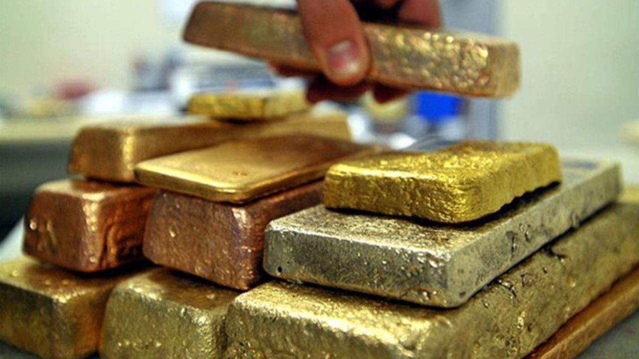 Piyasalarda kara Cuma: Altın ve gümüşte tarihi çöküş - | Milli Gazete